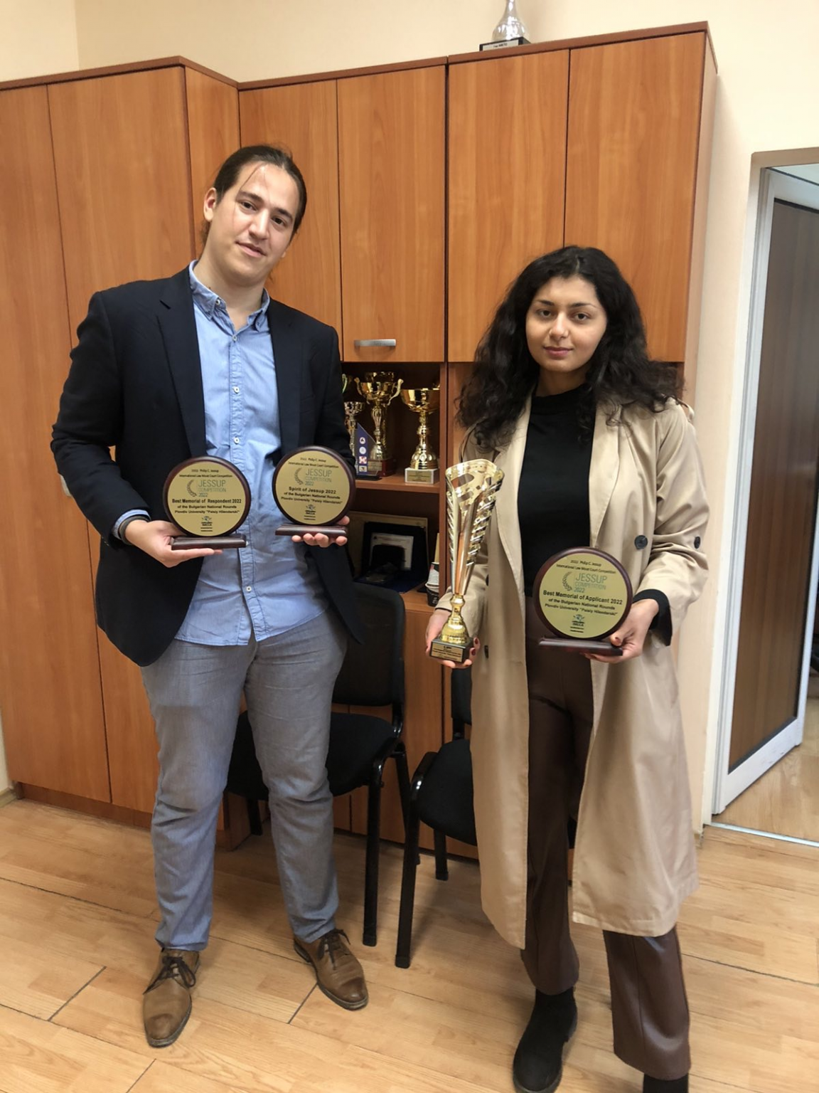 Наградени студенти в международно състезание